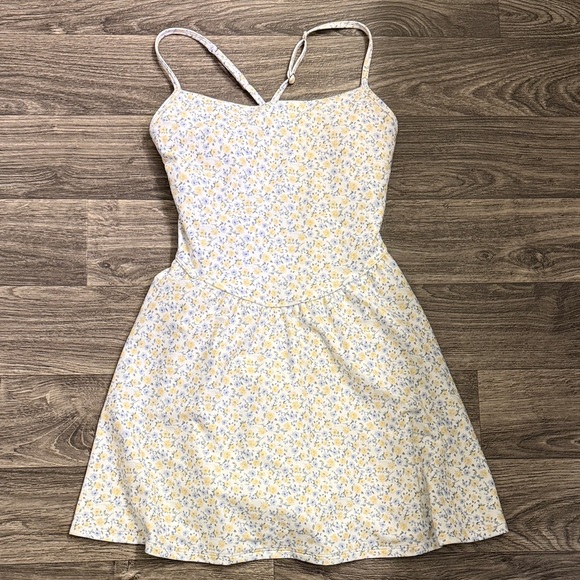 Gilly Hicks | Dresses | Gilly Hicks Active Dress | Poshmark